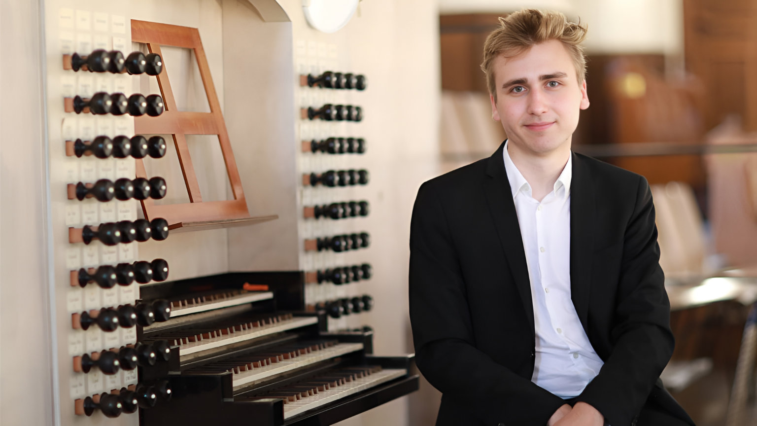 Champions: Paul Fey, the Organ Maestro, Composer, and YouTube Sensation ...